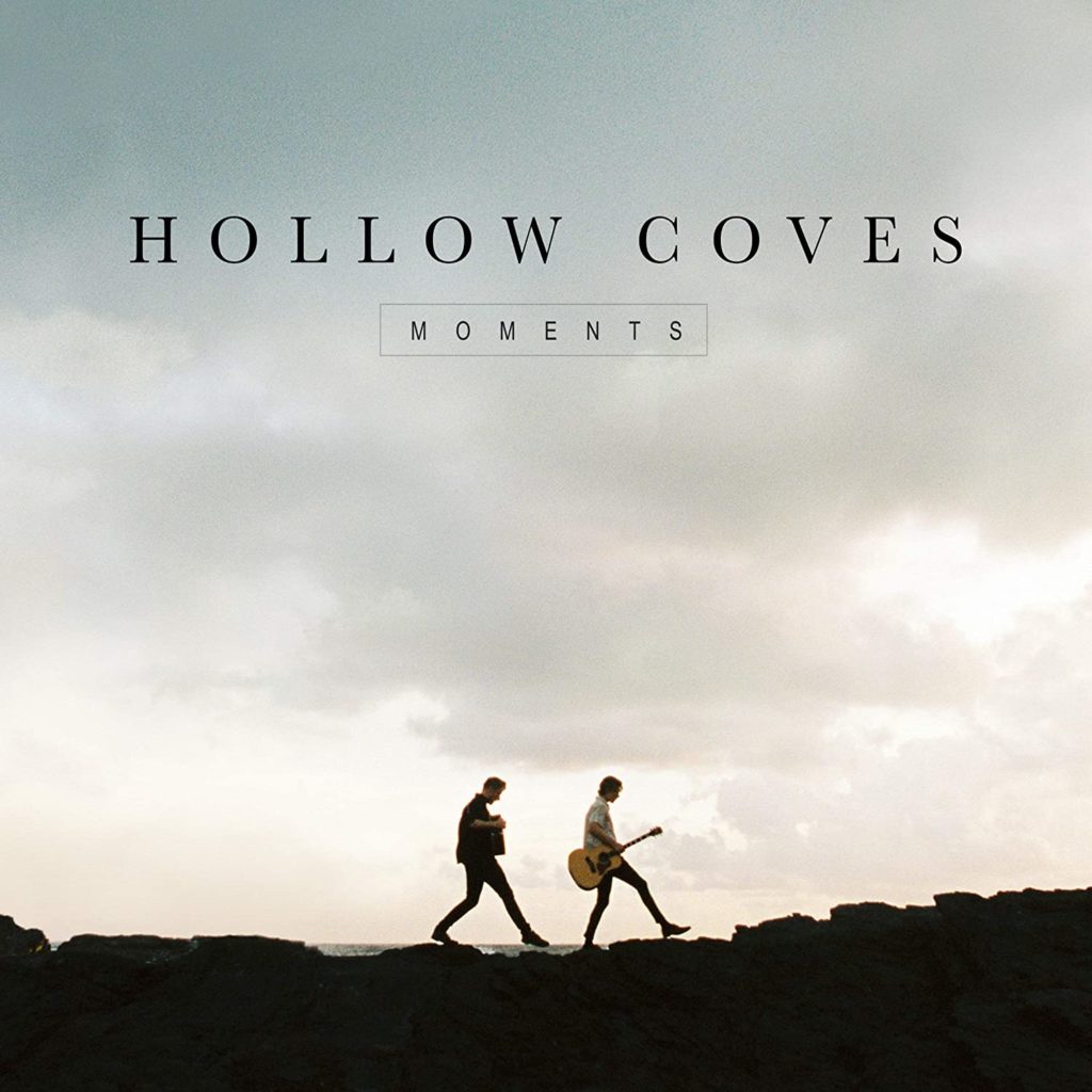 HOLLOW COVES - Moments - Paris Move
